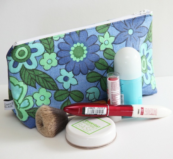 Toalettmappe med gule blomster - Epla