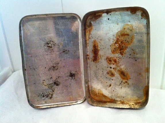 Gammel metallboks! - Epla