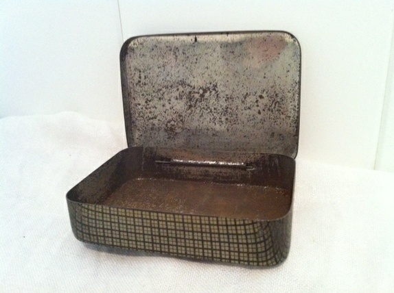 Gammel metallboks! - Epla