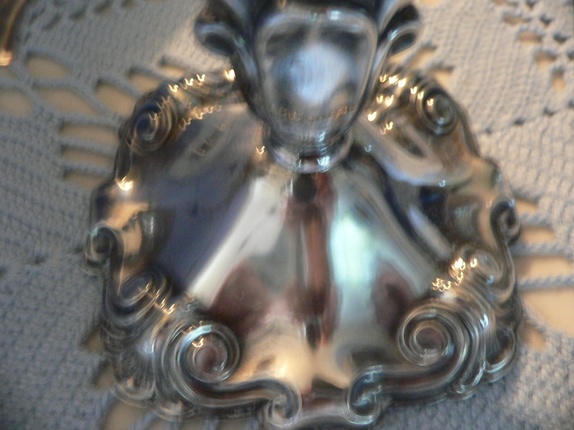 antikk engelsk lysestake med vakker form - Epla