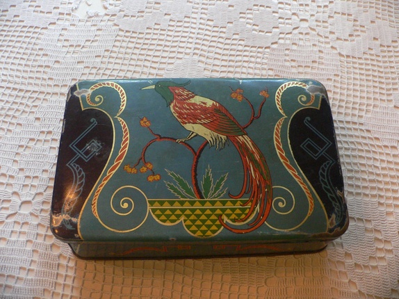 Flott antikk boks m.sjel - Epla