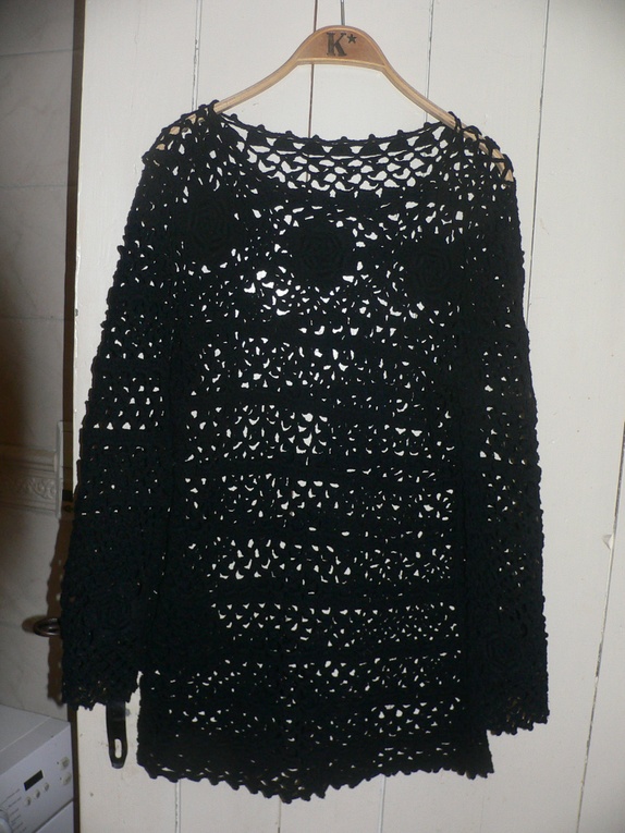SALG Flott svart heklet vintage genser - Epla