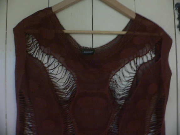 SALG spesiell gjennombrutt topp Str.S/M SALG - Epla