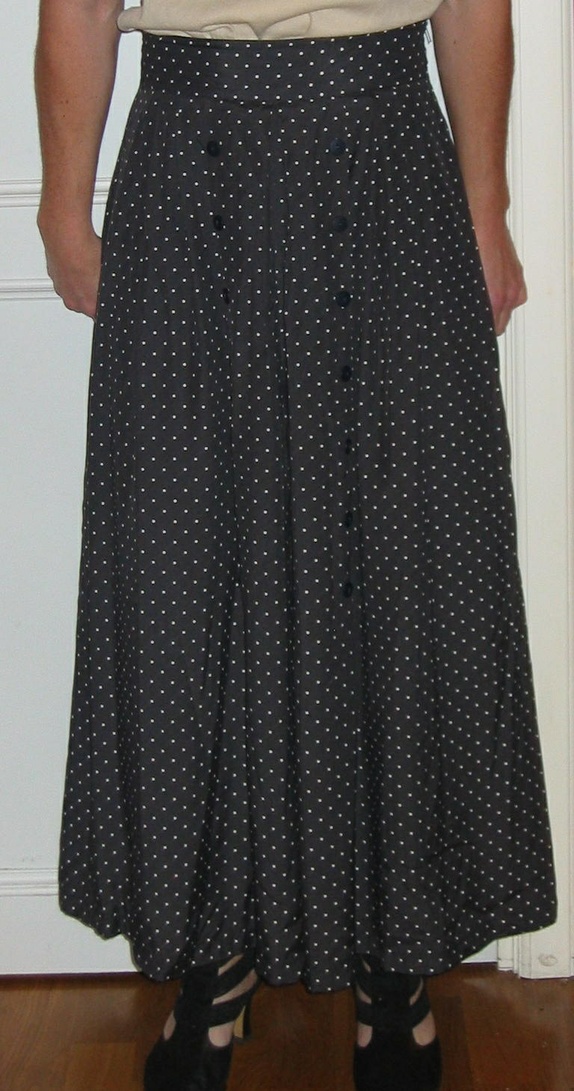 Bukse-skjørt str 38 - Epla