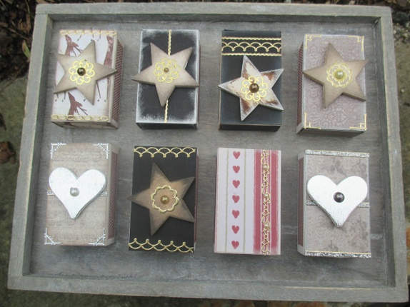 Søt liten fyrstikkeske - hjerte - beige/sølv - Epla