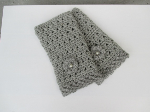 Heklede pulsvarmere i merinoull - str S/M - beige - Epla