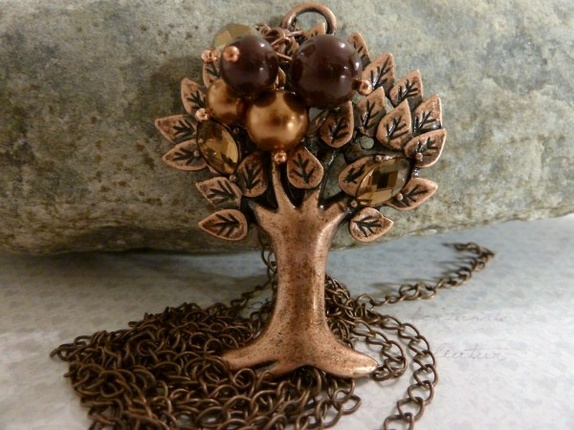 SALG ! Livets tre.Langt smykke - Epla