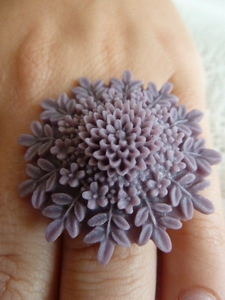 Beautiful flowers ! Flott plommefarget ring - Epla