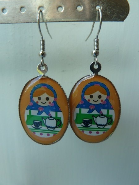 Kaffen er klar " :) Søte babushka øredobber - Epla